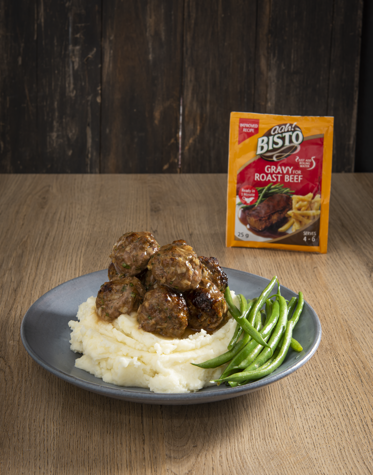 Homemade Meatballs, Mash and Gravy - Bisto